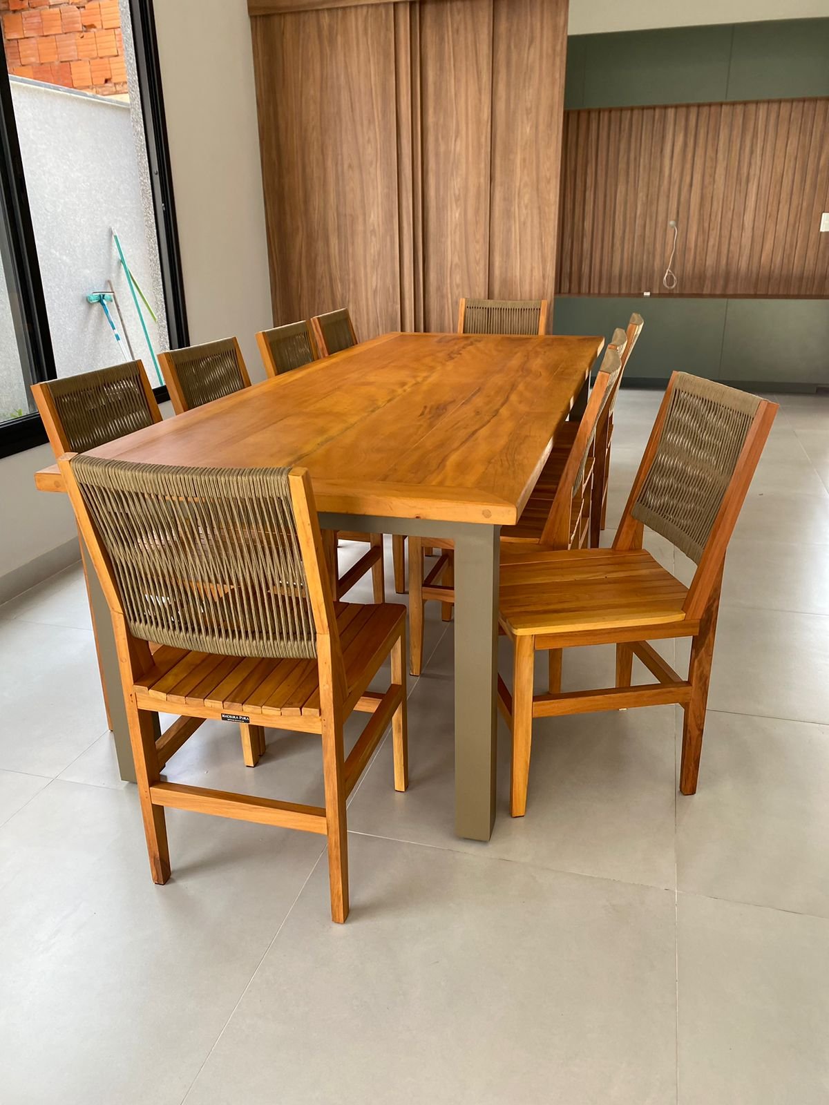 Madeira Pura - Mesa Tampo Peroba Rosa com Base em Aluminio Cor Fendi e ...